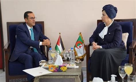 وزيرة الثقافة والفنون تستقبل سفير المملكة الهاشمية الأردنية