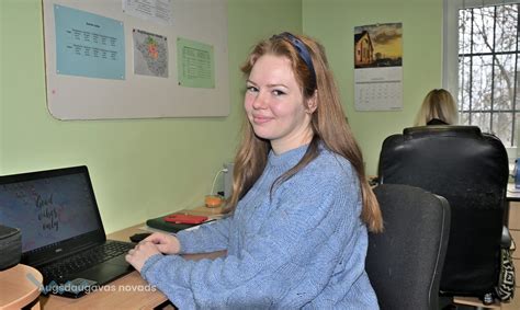 Zane Ozola Visu Laiku Jāmācās Un Jāseko Trendiem”” Augšdaugavas Novads