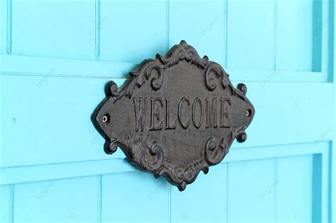 푸른 나무 문에 있는 빈티지 환영 표지판 사진 배경 및 무료 다운로드를위한 그림 Pngtree