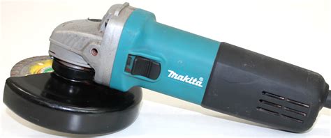 Makita 9555HN 710W 125mm Corded Angle Grinder | eBay
