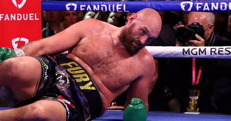 Tyson Fury Couldnt Remember Being Knocked Down By Deontay Wilder In