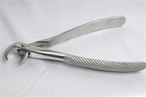 Api Extraction Forceps Lower Molar 86