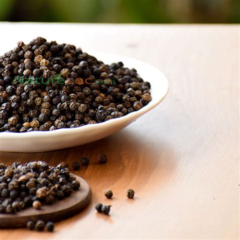 Black Pepper Kurumulaku Whole Buy Online Natureloc