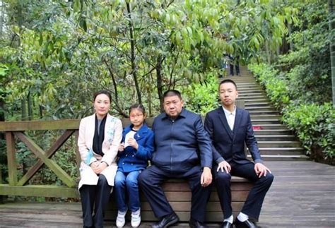 毛东东今年彩照毛东东最新动态 伤感说说吧
