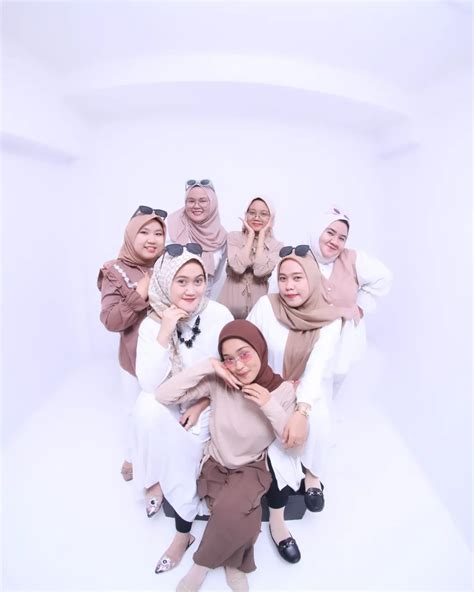 Dina Aprilia S Kep Aprildna26 • Instagram Photos And Videos