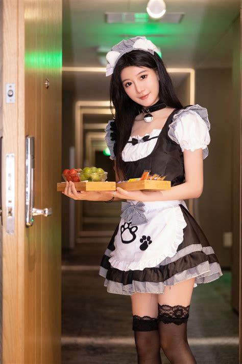 谢小蒽幼幼 内部私购无删减原版写真水果女仆 128p 小白铺子