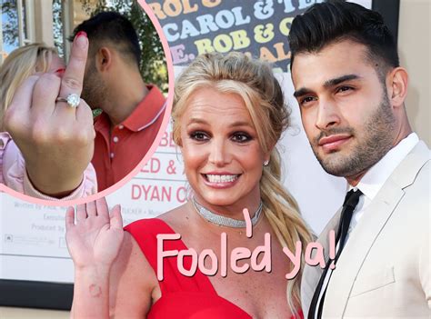 Britney Spears Actually Got Engaged In 2020 And Kept It Secret For A Year Perez Hilton