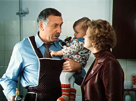 По семейным обстоятельствам 1977 Dvdrip [h 264 1080p] серии 1 2 из 2 [handmade Upscale Ai