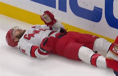 Panthers Sam Bennett Knocks Hurricanes Jaccob Slavin Out Of Game 4