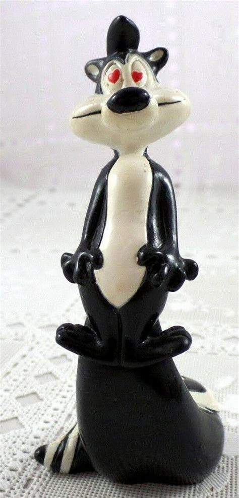 Pvc Pepe Le Pew Tail Stand Toy Figure Wb Lepew Peppy Looney Tunes