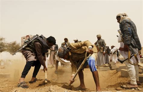 Houthis Ready For Yemen Peace Talks If Airstrikes Stop Newsweek