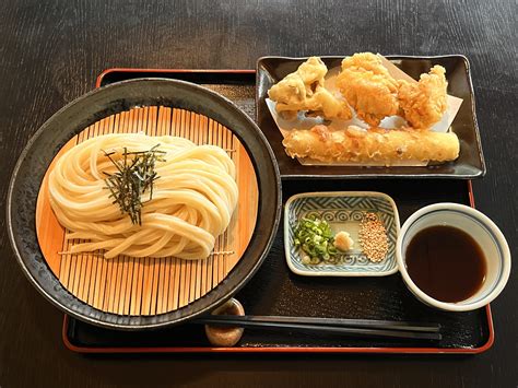 讃岐天ざるうどん 道の駅しもべ 食事処 「うどん 笑里（わらさと）」