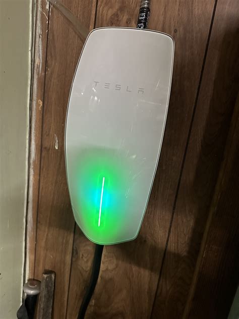 Tesla Wont Replace Wall Connector With Non Functional Leds Under