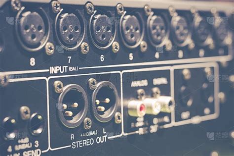 后面的音频视频接口硬件显示输入输出模拟和数字端口素材 花瓣网