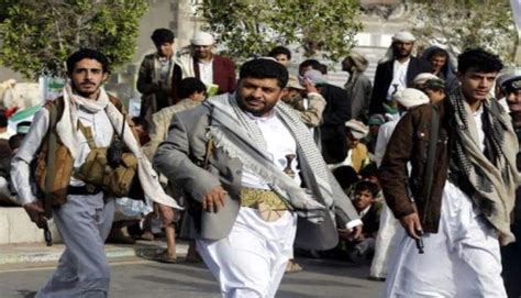 الكشف عن سبب مغادرة قيادات حوثية بارزة إلى هذه الدولة بصورة عاجلة