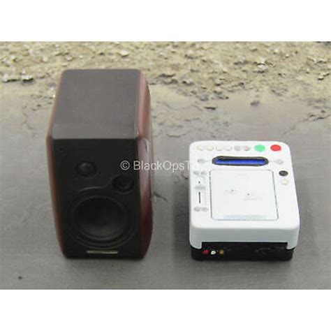 1 6 Scale Toy Cd Player W Speaker Online Marketplace Everymarket