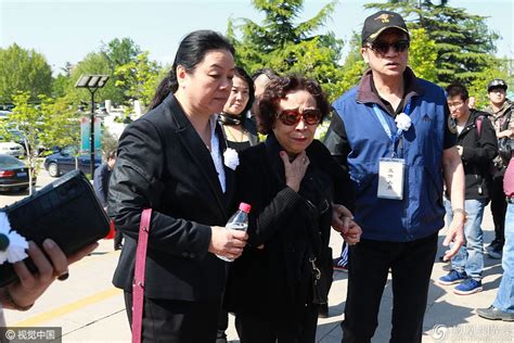 杨洁导演追悼会：《西游记》师徒送别 猪八戒”痛哭