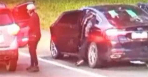 Bandidos Atacam E Roubam Carro Forte Na Rodovia Dos Imigrantes