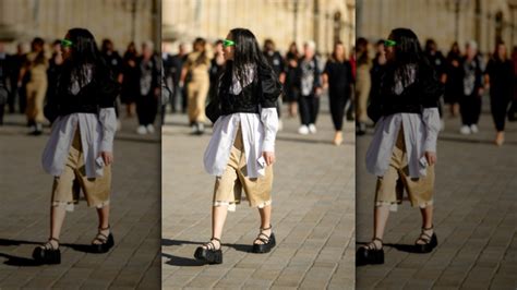 Springs Hottest Shorts Trend Is A Modern Remix Of The 90s Classic Bermuda
