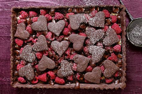 bittersweet choc raspberry pie
