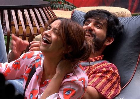 Bigg Boss Ott 2 Jiya Shankar Gets Eliminated Bebika Dhurve Loses Her