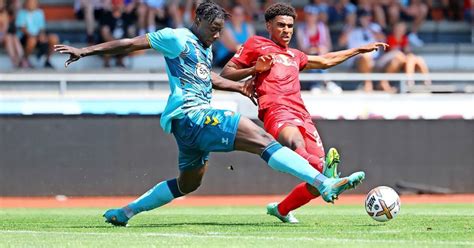 Sanoussy Ba Unterschreibt Profi Vertrag Bei Rb Leipzig „bin Sehr Stolz