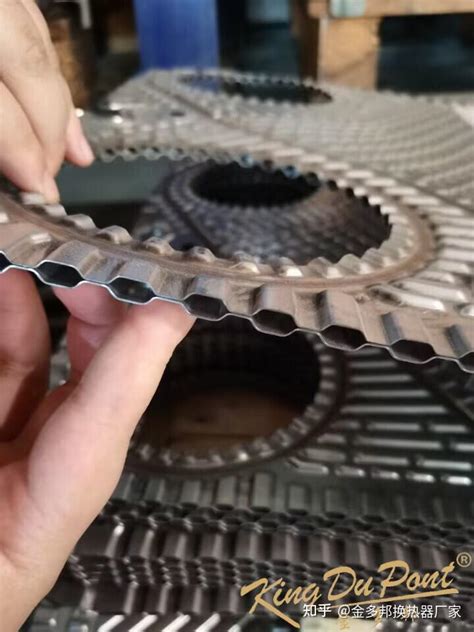 半焊接板式换热器工作原理及应用行业 知乎