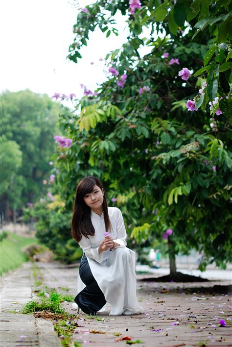 Vietnamese Girls In Ao Dai On Behance Vietnamese Girls In Ao Dai On Behance