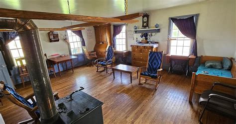 Amish Interiors