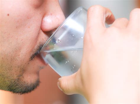 3 Ways To Chug Water Wikihow