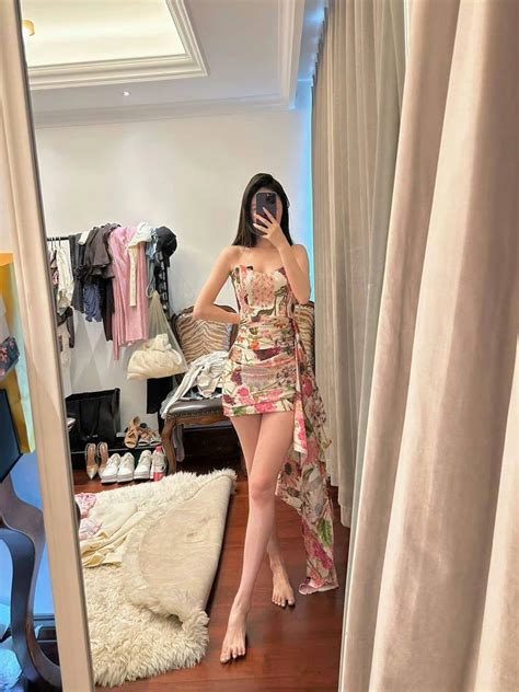 王乐乐 On Twitter Rt Xqlovepei 判断一个女人喜不喜欢你的标准之一： 和你接吻会不会伸舌头 甚至愿不愿意和你接吻