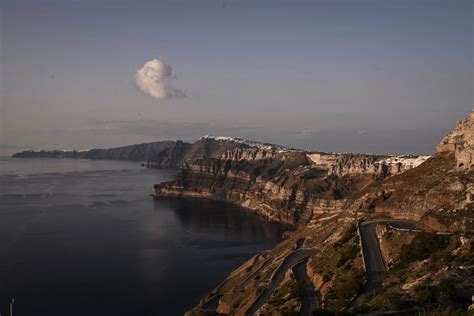 Is Santorini Safe Experts Warn Of Possible Volcano Eruption Tsunami Earthquake Türkiye Today