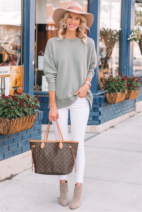 4 Ways To Wear White Jeans This Fall Straight A Style