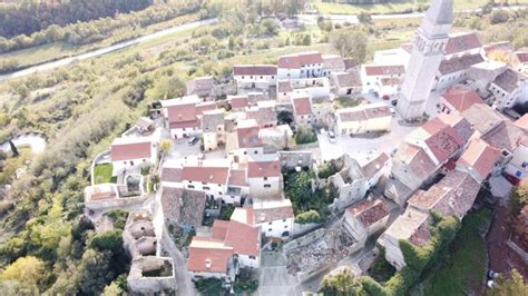 Istra PiĆan Stara Kuća 70 M2 Prodaja