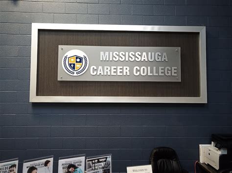 4 4 ⭐ Mississauga Career College Reviews By Real Customers 2023