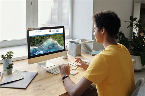 wix adding videos