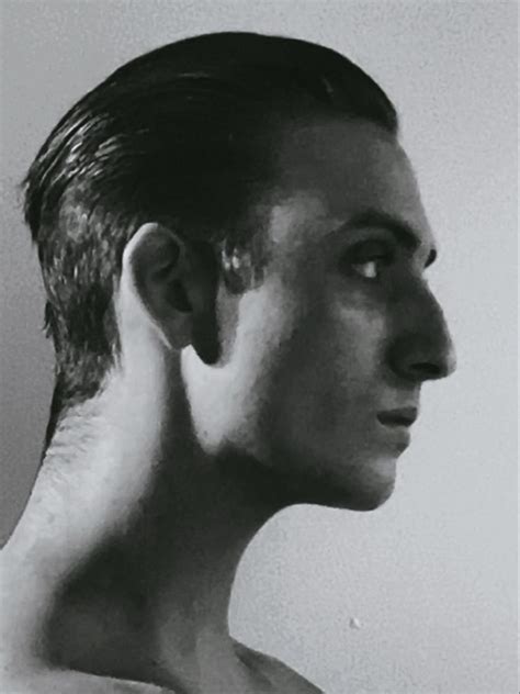 IG Thomastapy Interesting Faces Male Portrait Human Poses Reference
