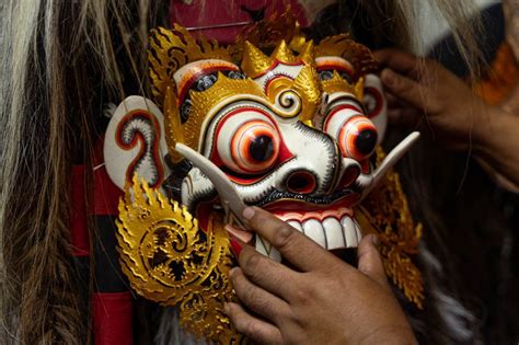 Lashed And Whipped To Investigate Singapore S Forbidden Art Of Kuda Kepang