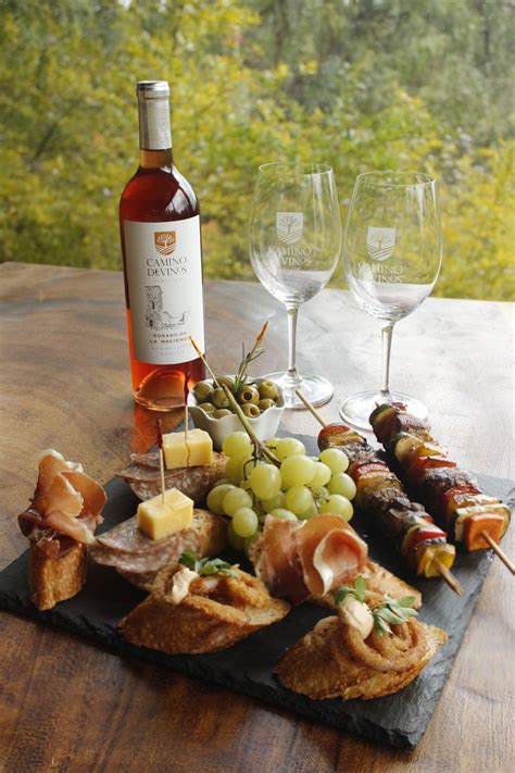 Vino Rosado Y Tapas Comida Y Vino Recetas De Comida Alimentos Y