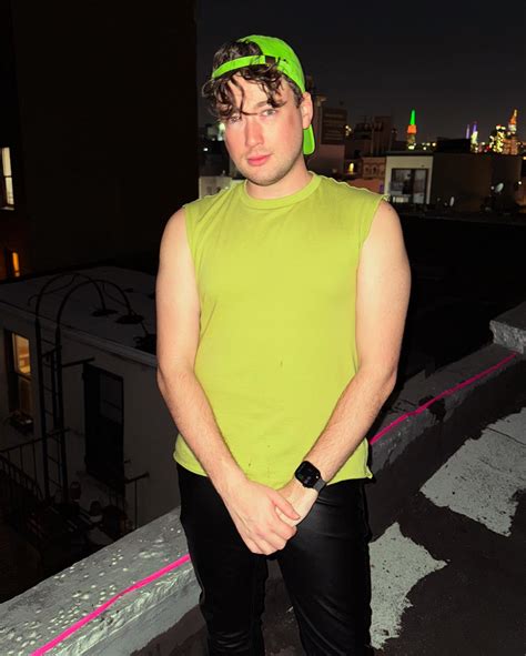 Connor Perrett Connorperrett • Instagram Photos And Videos