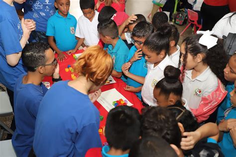 Mil 200 Personas Visitaron La XVII Feria Del Libro El Arte Y La Cultura