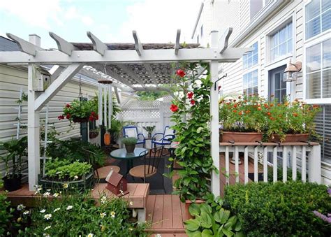 45 Beautiful Fence Planters Decorate Your Garden Fence Designing Idea