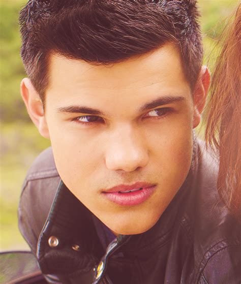 Taylor Lautner Taylor Lautner Photo 31892889 Fanpop