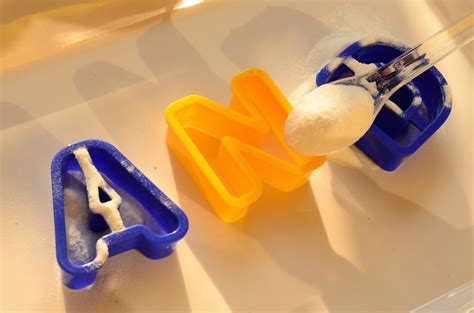 10 Hands On Science Experiments True Aim
