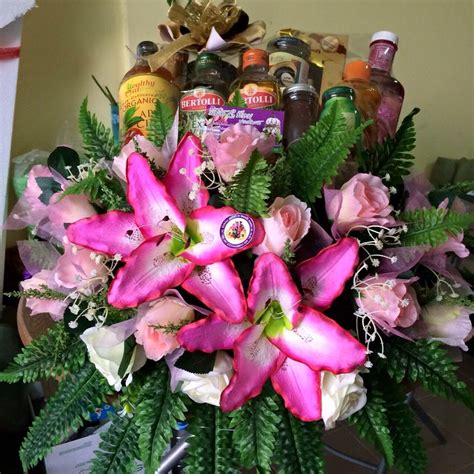 ครบเครื่องเรื่องดอกไม ดอกไม้เชียงใหม่ มิ้นท์andป้อม Florist