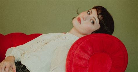 Anna Bates Drops An Appealing Music Video For Her “holy Smokes” Single