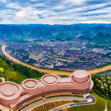 特色小镇培育创建巡展之四│茅台酱香小镇：打造酒文化、红色文化结合载体发展产业旅游