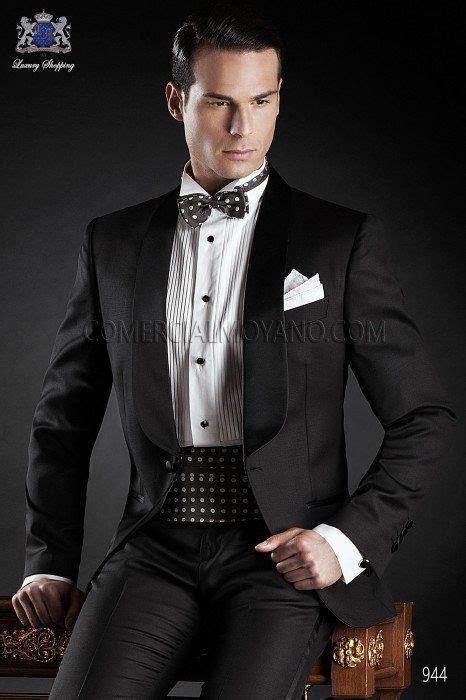 Bespoke Suit Black Tuxedo Style 944 Mario Moreno Moyano Black Suit