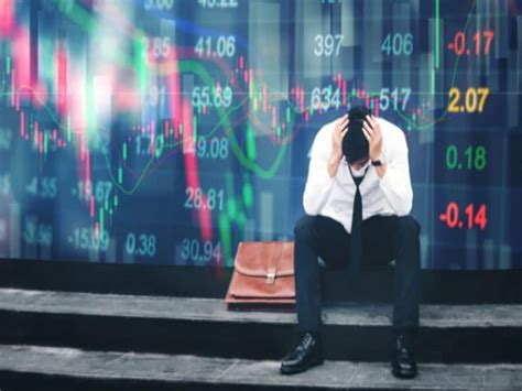 Share Market Crash Today Huge 522 Points Investors Lost 15 Lakh Crore