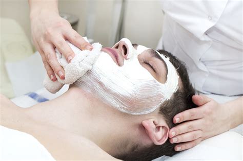 The Benefits Of Using A Face Scrub For Men Mens Botanics Skincare